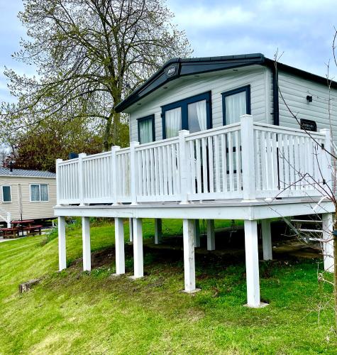 Rockley Park Private Holiday Homes - Poole