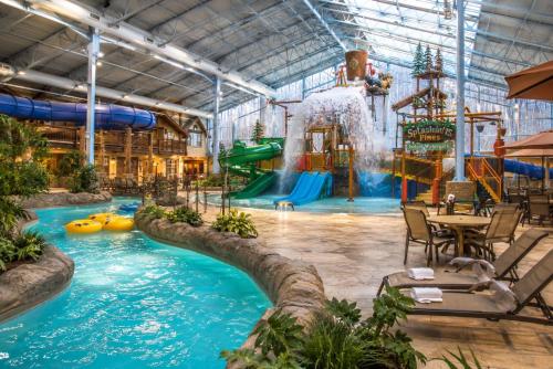 3br Camelback Getaway - Minutes To Skiing, Waterparks & Mountain Adventures - Tannersville, PA