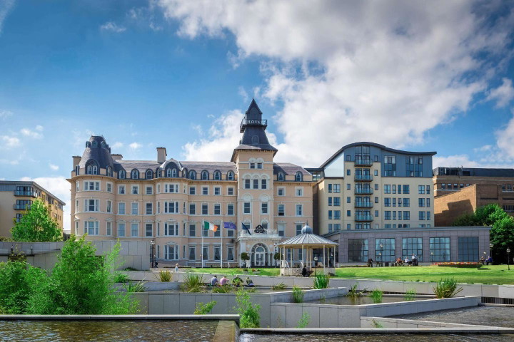 The Royal Marine Hotel - Dun Laoghaire