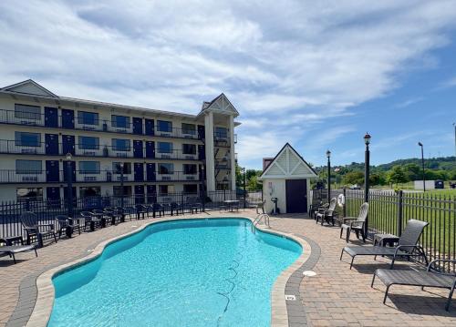 Landmark Inn On The River Sevierville - Sevierville, TN