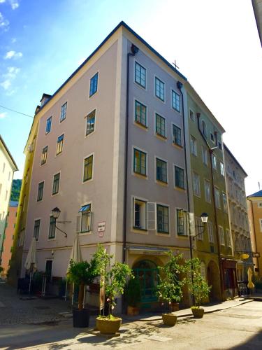 Guesthouse Mozart - Apartment House - Salzburg