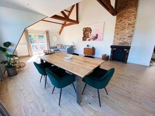 Luxurious Historical Loft Close To The Beach! - Voorschoten