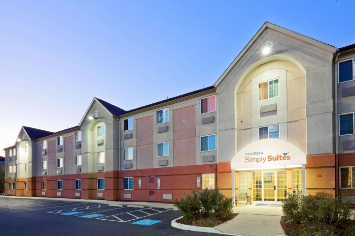 Sonesta Simply Suites Philadelphia Mount Laurel - Mount Laurel, NJ