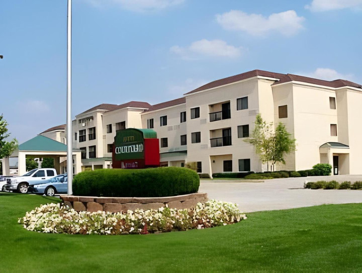 Courtyard By Marriott Indianapolis South - Indianapolis, IN
