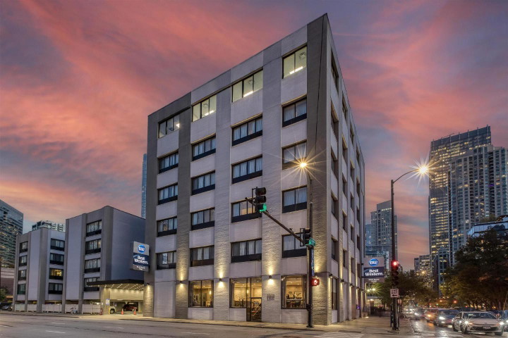 Best Western River North Hotel - Evanston, IL