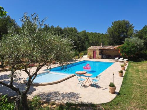 Gites Mas Des Rochers - Case Bambou Avec Spa Et Piscine - Le Beausset