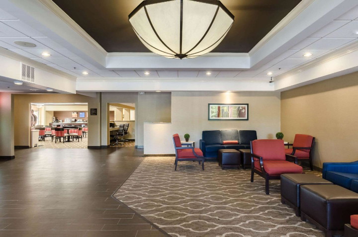 Comfort Inn Randolph - Boston - Quincy, MA