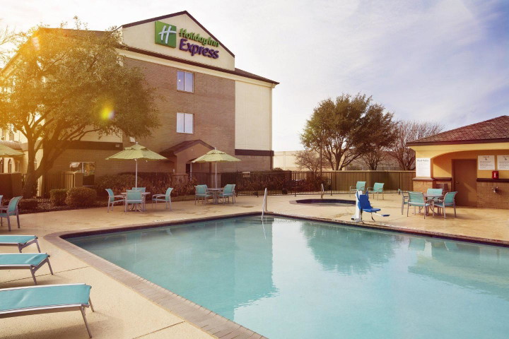 Holiday Inn Express Hotel And Suites Dfw-grapevine By Ihg - Grapevine, TX
