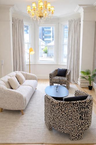 Hobart Retreats - Sanctuary And Haven - Hobart