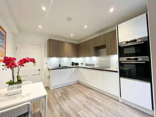 2bed, Private Garden & Fireplace, Near Water Of Leith - Edinburgh