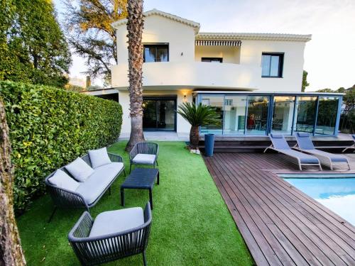 Villa Bel Air Cannes - 240m2 - Freshly Completely Renovated - Beach - Pool - No Party Allowed - No B - Cannes