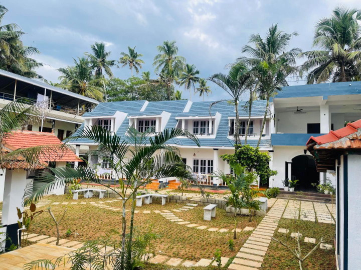 Garden Bay Resort - Varkala