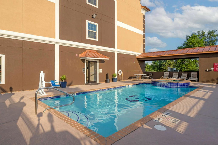 Best Western Texas City - Tiki Island, TX