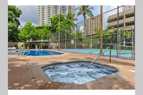 Waikiki Marina Studio With Free Parking - Honolulu, HI