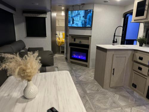 Cozy Stationary Rv Getaway - Las Vegas