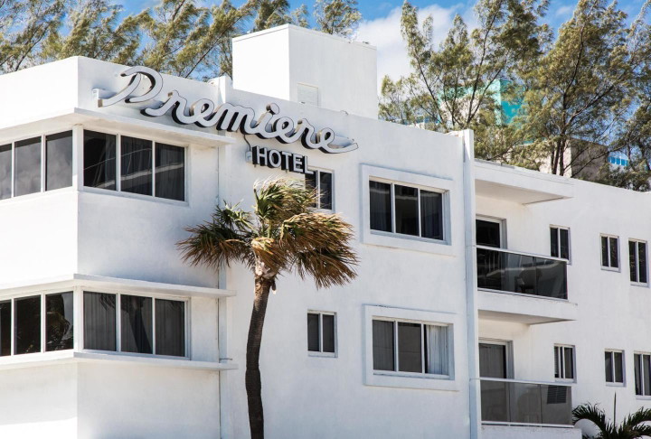 Premiere Hotel - Fort Lauderdale, FL
