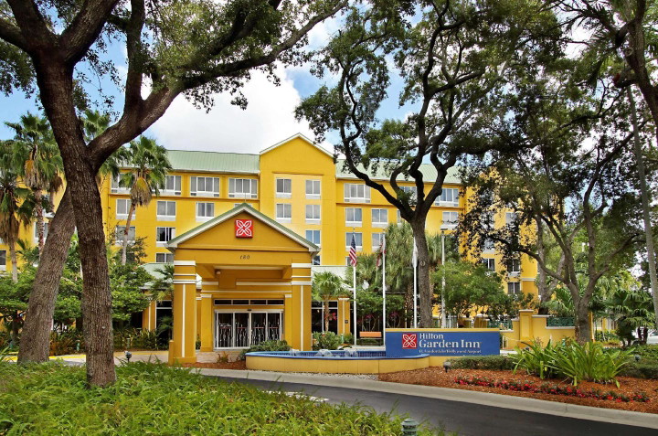 Ft. Lauderdale Airport-cruise Port, Fl - Dania Beach, FL