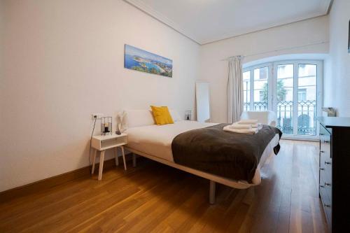 Apartamento Agradable Con Balcon Frente A La Playa De La Concha - Marina 1 - San Sebastián