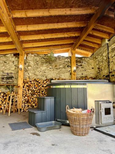 The Whisky Room - Highland Lodge By Edradour1725 - Aberdeenshire