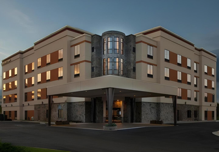 Holiday Inn Express Atlanta Ne - I-85 Clairmont By Ihg - Atlanta, GA