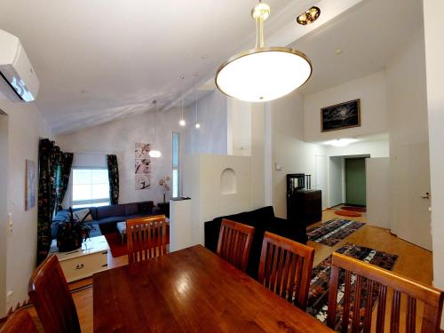 Peaceful Townhouse With Sauna, Yard & Parking - Hyvinkää