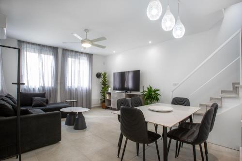 Two Bedroom House In Town Center By Sweet Keys - Limassol