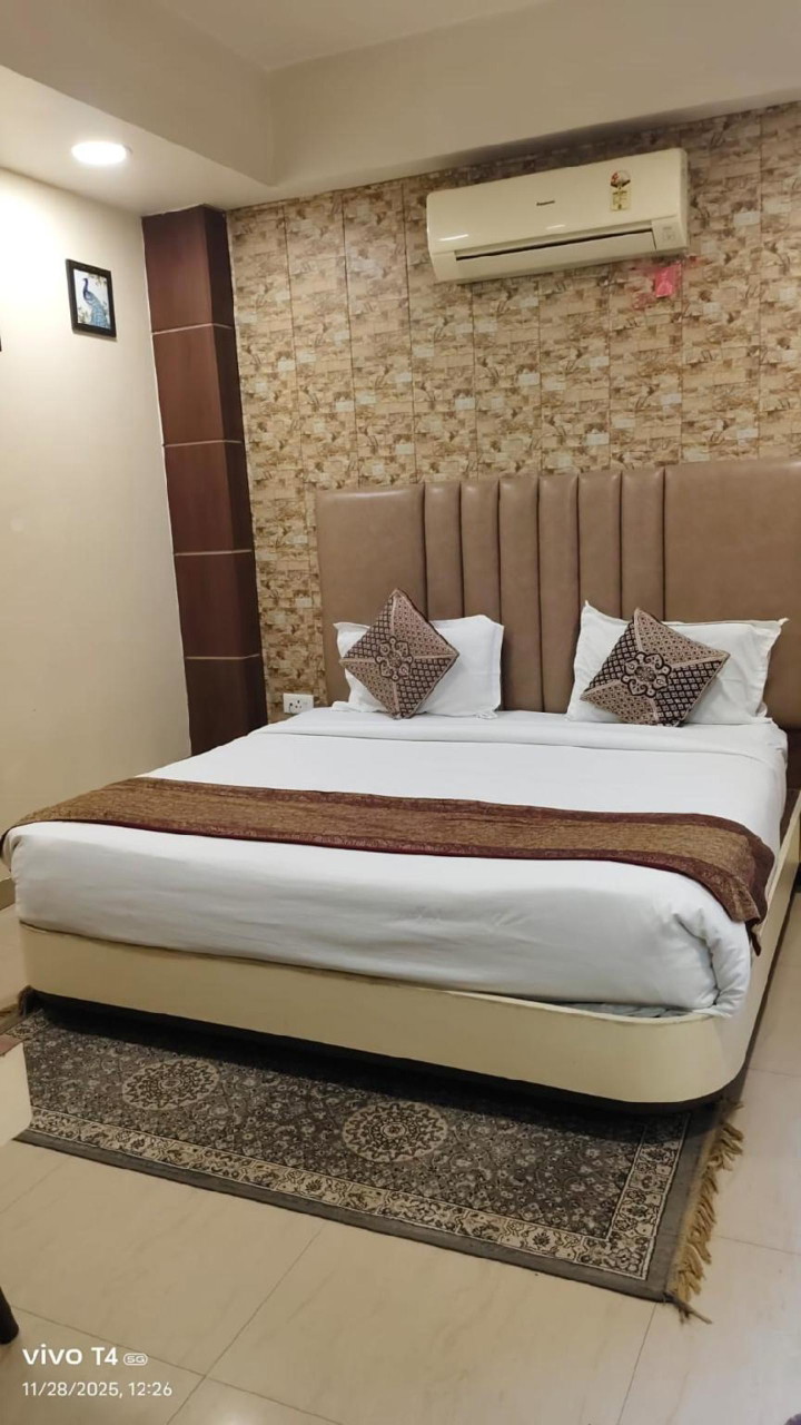 Nirvana Hotel - Waranasi