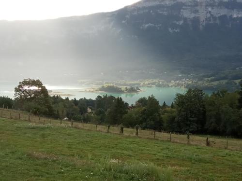 Soukavati Tousbhita Akanishta Keajra - Lac d'Aiguebelette