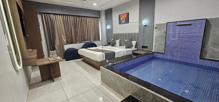 Hotel Nest Plaza - Ahmedabad