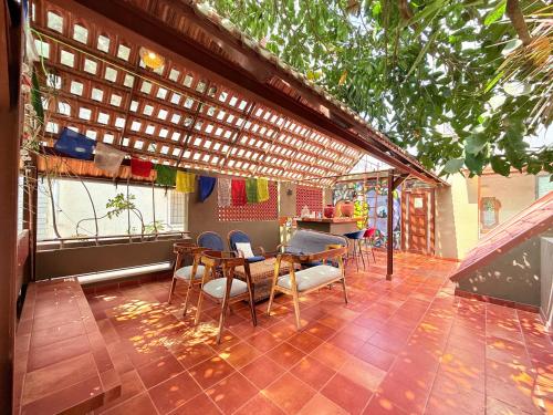 Jugglers Rest Boho Style 4bhk Spacez Luxury Villa With Terrace Lounge - Bengaluru