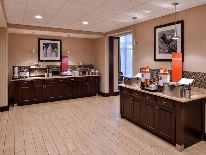 Hampton Inn & Suites Mount Joy/lancaster West - Lititz, PA