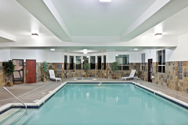 Holiday Inn Express & Suites Albany By Ihg - Albany, OR
