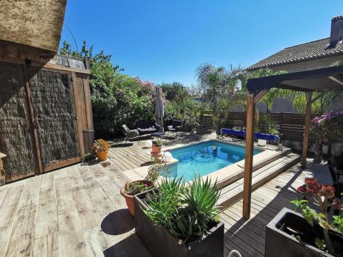 Bas De Villa Avec Jardin, Piscine Et Jacuzzi - La Seyne-sur-Mer