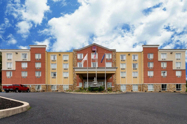 Comfort Suites Near Gettysburg Battlefield Visitor Center - ゲティスバーグ, PA