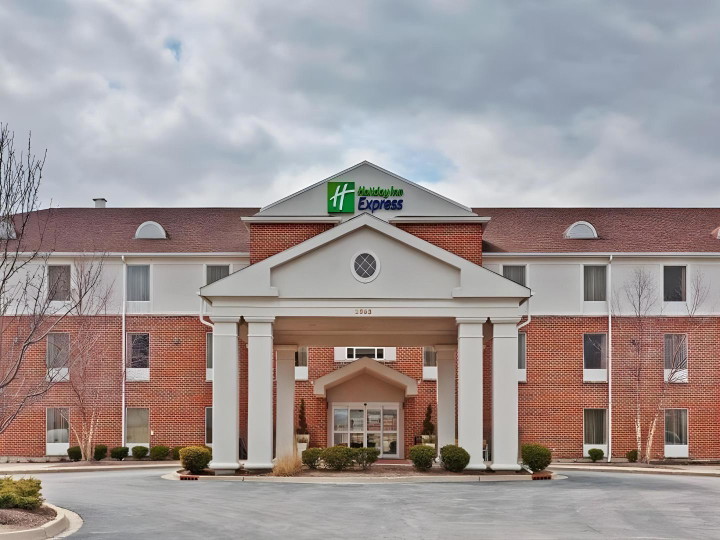 Holiday Inn Express Hotel & Suites Chicago-algonquin By Ihg - Algonquin, IL