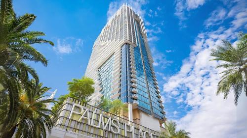 Stripsuite Palms Place Balcony Hotel,resort & Casino - No Resort Fee - Las Vegas, NV