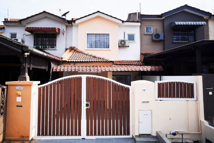 Peach Homestay - Rawang