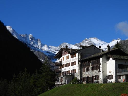 Hotel Paradisia - Aosta Valley