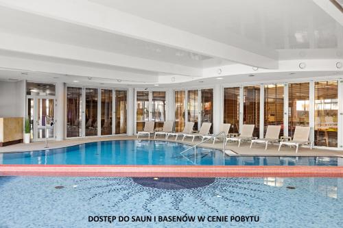 Maloves Resort & Spa, Pokoje W Bocznych Budynkach - Władysławowo
