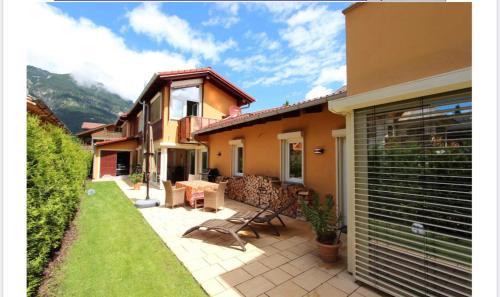 Alpine Escape Holiday Home With Mountain View - Garmisch-Partenkirchen