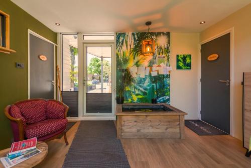 Tiny House - Fietsverhuur, Eigen Keuken En Badkamer - Nijmegen