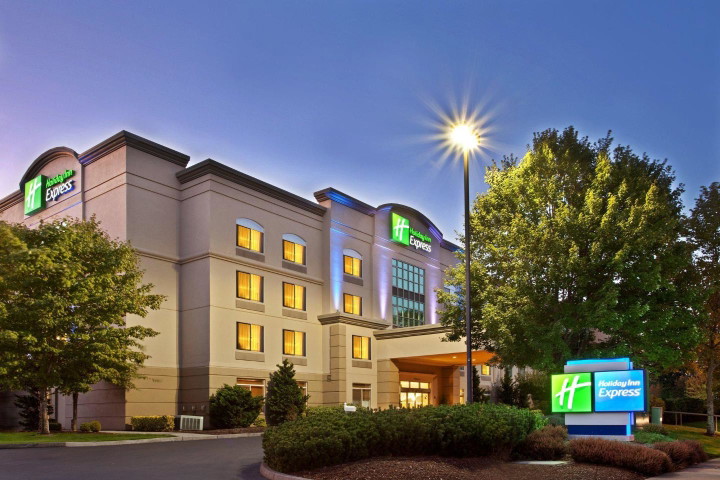 Holiday Inn Express Portland West/hillsboro By Ihg - Hillsboro, OR