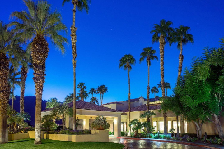 Courtyard By Marriott Palm Springs - Palm Springs, CA