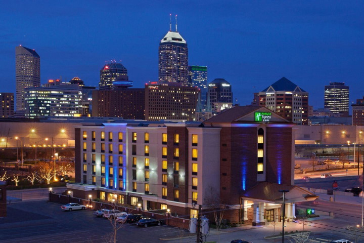 Holiday Inn Express Hotel & Suites Indianapolis Dtn-conv Ctr Area By Ihg - Indianapolis, IN