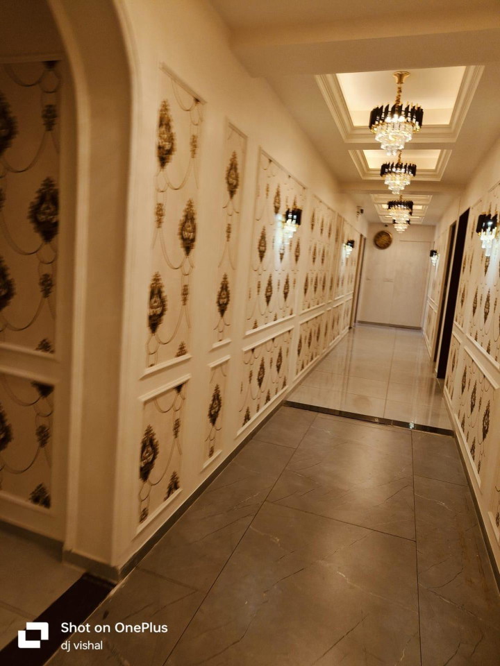 Hotel Cloud 7 - Ahmedabad