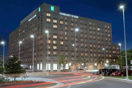 Embassy Suites By Hilton Boston At Logan Airport - Revere, MA