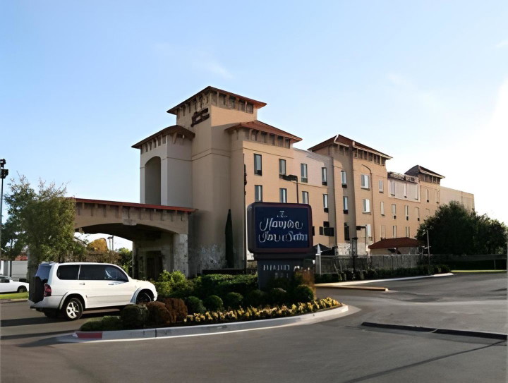 Hampton Inn & Suites San Marcos - San Marcos, TX