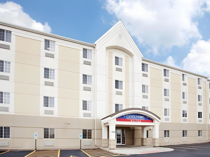 Candlewood Suites Ofallon, Il - St. Louis Area By Ihg - Belleville, IL