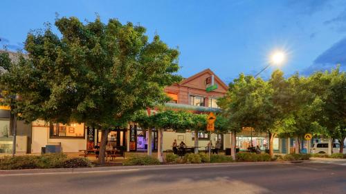Broadway Hotel - Parkes