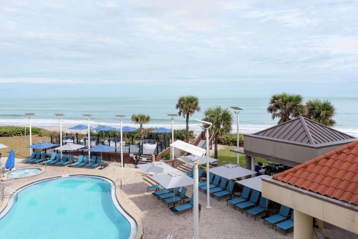 Hilton Melbourne Beach Oceanfront - Melbourne, FL